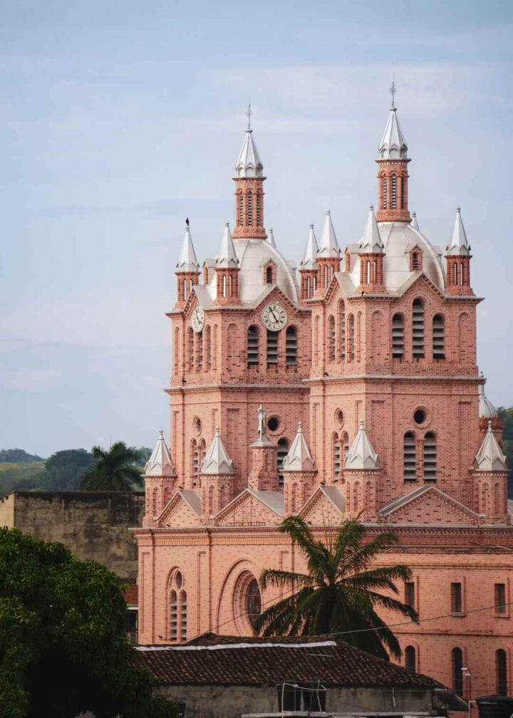 Qué hacer en Buga, Valle: Sitios turísticos imperdibles